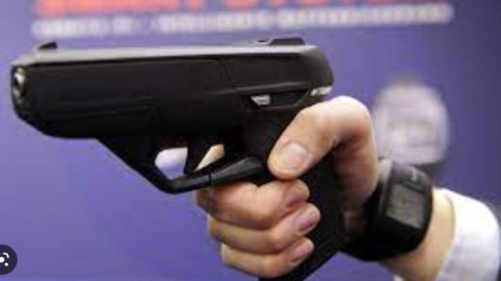 फिंगरप्रिंट अनलॉक से चलने वाली दुनिया की पहली स्मार्ट गन, जाने क्यों है ...