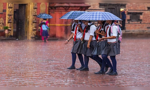 Latest Weather Report: गर्म कपड़े वापस रखने के प्लान को कैंसल कर दीजिए ...