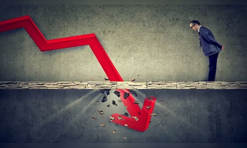 Stake Sell: बाजार खुलते ही 15% हिस्सा बेचा-शेयर में तेज गिरावट - CNBC Awaaz