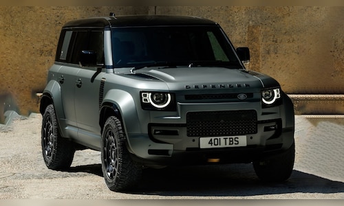 GST Rate Cut के बाद 30 लाख रुपये सस्ती हो गई Land Rover Defender, जानिए ...