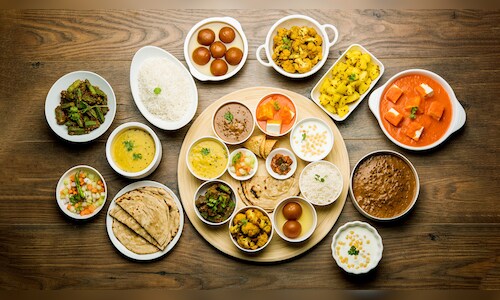 सस्ती हुई खाने की थाली! जानिए कितनी कम हुई हैं खाने की चीजों की कीमतें ...