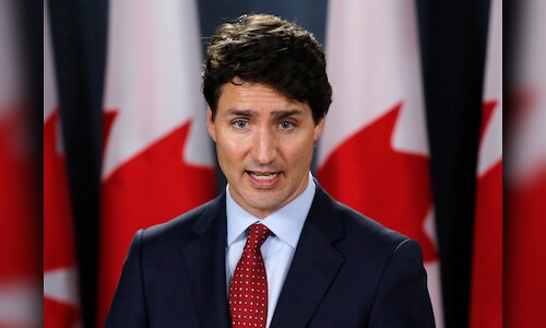 Watch: Trudeau dances at Taylor Swift’s concert amid anti-Israel riots ...