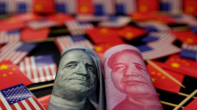 China weakens fixing for fifth day as Yuan falls on trade war - CNBC TV18