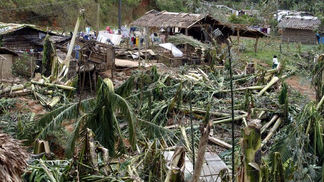 Typhoon Co-may hits Philippines, kills 25, displaces 278,000, damages ...