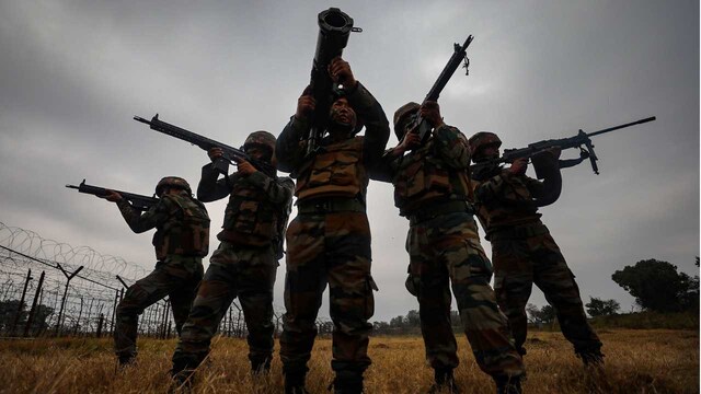 India’s defence gets ₹67,000 crore boost: DAC clears strategic military ...