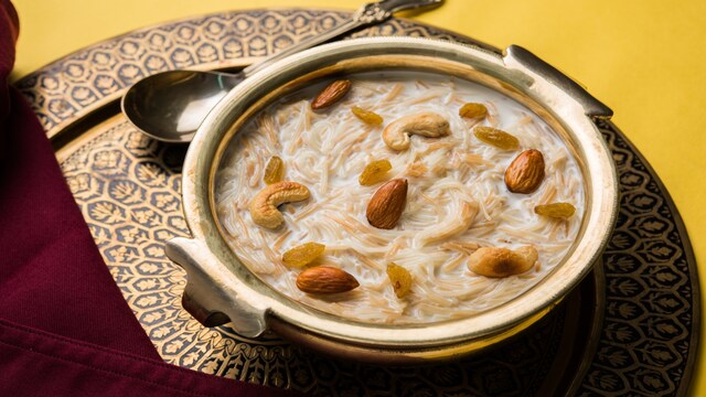 Ganesh Chaturthi 2024: 10 delicious prasad ideas for Ganeshotsav - CNBC ...