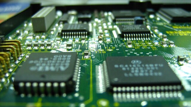 Beijing moves to curb reliance on US AI chips, halts Nvidia H200 ...