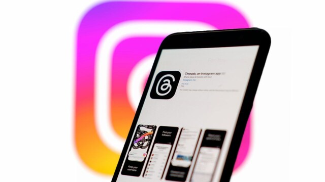 Meta's Threads rolls out direct messaging for users - CNBC TV18