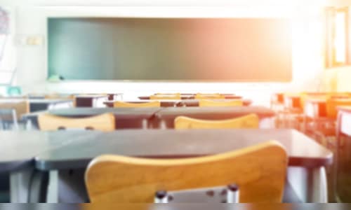 Gunman kills at least nine in attack on Austrian secondary school ...