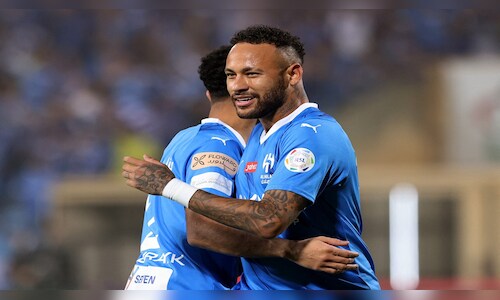 Neymar's return from year-long injury cut short within 42 minutes; here ...