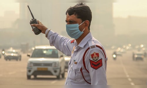 NGT issues notice to Delhi police chief, traffic commissioner over air ...