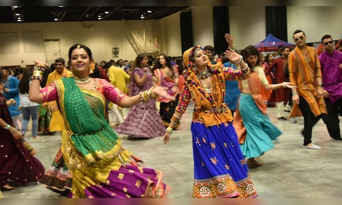 Navratri 2025 in Pune: 10 best places for Garba and Dandiya - CNBC TV18