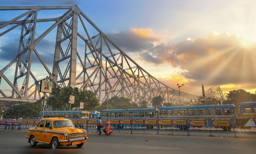 Now, buy govt bus tickets in Kolkata on 'Yatri Sathi' app - CNBC TV18