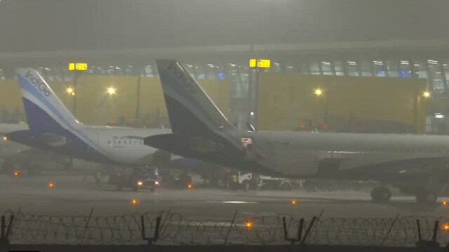 Dense fog reduces visibility to zero in Delhi-NCR, over 100 flights, 24 ...