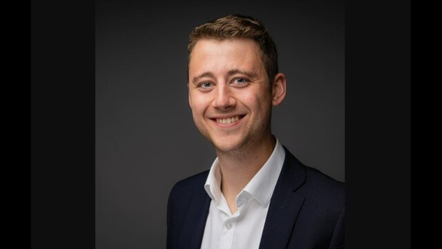 UK man who never went to university lands ₹10 crore job at Deloitte ...