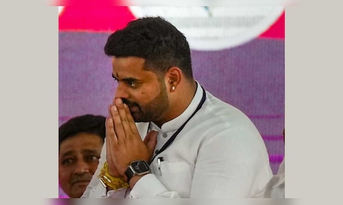 Karnataka Police on alert to arrest Prajwal Revanna who is expected to ...