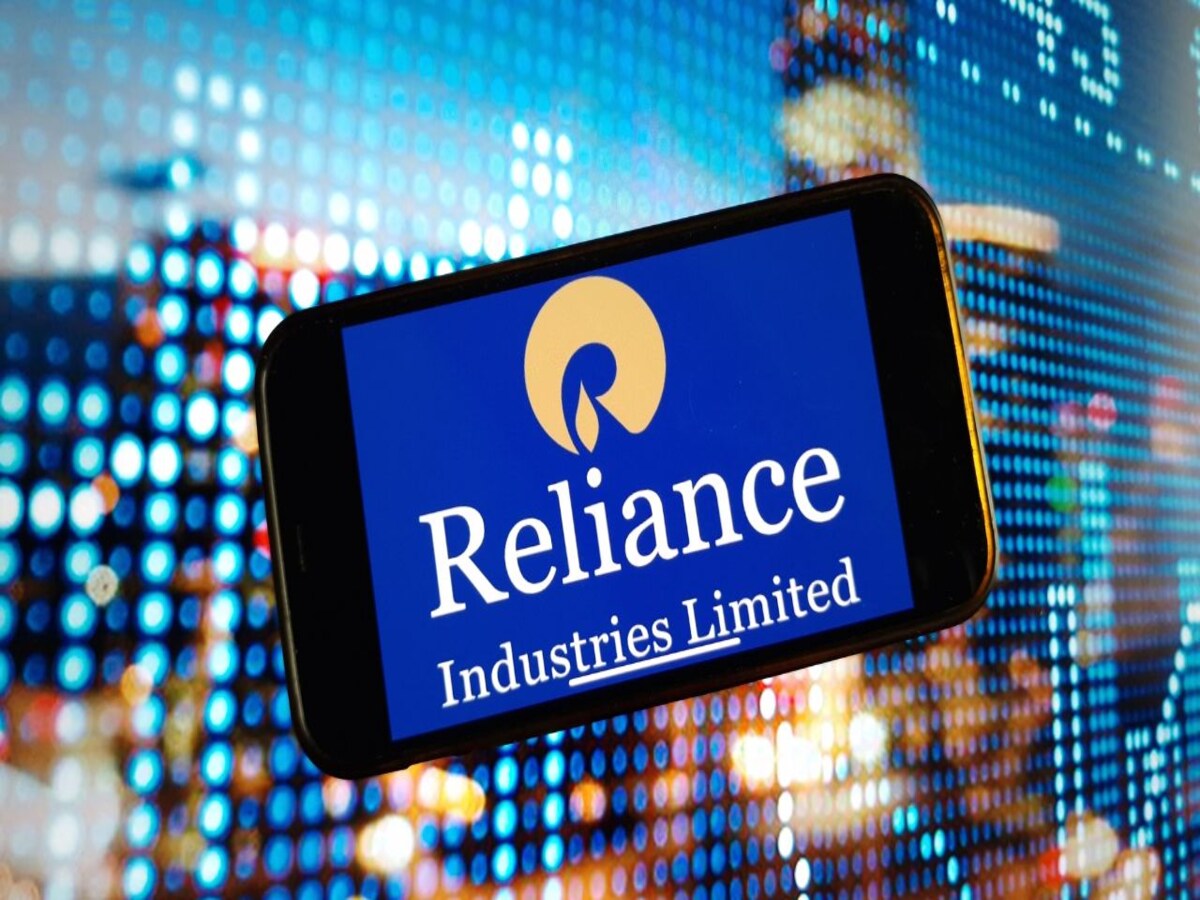 Reliance Industries Ltd Logo Govt Of India Demands USD 2.81 Billion