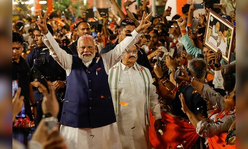 NDA picks Narendra Modi to lead the alliance - CNBC TV18