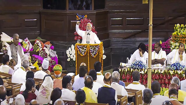 Meet PM-elect Narendra Modi: Key moments from the NDA meet today - CNBC ...