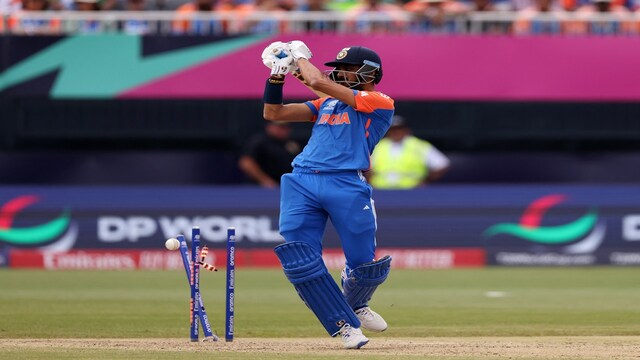 Watch: Axar Patel smashes 3 sixes against spinners in T20 World Cup ...