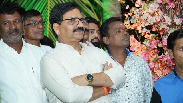 EVM row: Meet Ravindra Waikar, Shiv Sena MP at the centre of ...