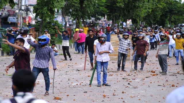 Bangladesh protests: 39 people killed, hundreds injured. Why students ...