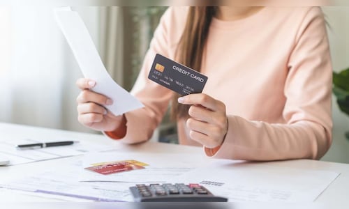 Key tips to use reward points for maximum benefits - CNBC TV18