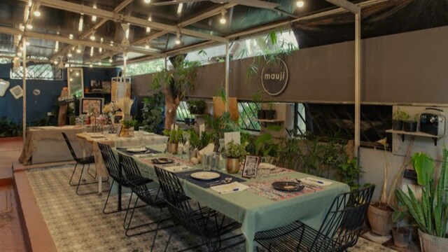 Cafe in Pune serves free unlimited beverages, all you need to do is pay ...