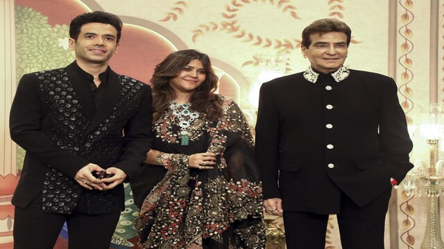 Jeetendra Kapoor and family sell Andheri property for ₹855 crore to NTT ...