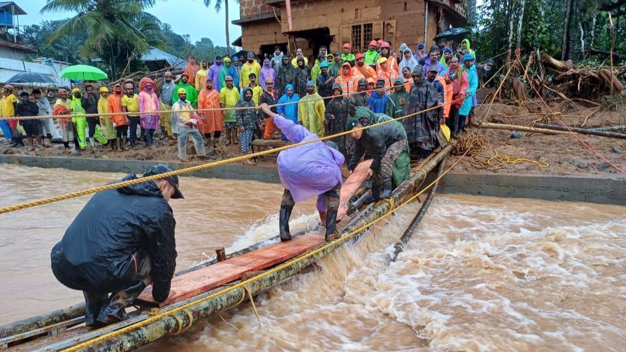 Wayanad Landslide Live: 167 people including 22 children dead, 200 ...