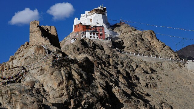 Ladakh LG unveils Kargil beautification plan and push to develop new ...