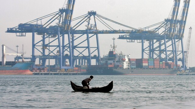 Last-minute talks aim to prevent strike at major Indian ports - CNBC TV18
