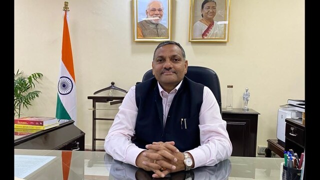 Amrit Lal Meena new chief secretary of Bihar - CNBC TV18