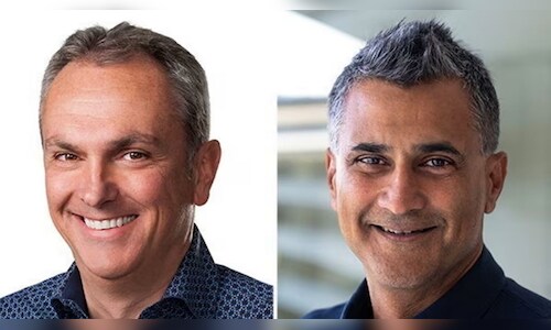 Apple’s Luca Maestri to hand off CFO job to top deputy Kevan Parekh and ...