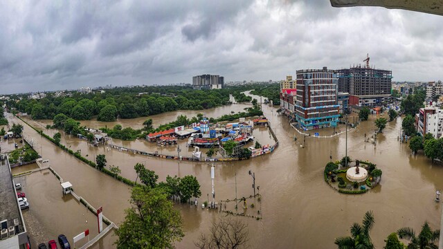Gujarat rains: 7 dead, thousands evacuated as rescue operations ...