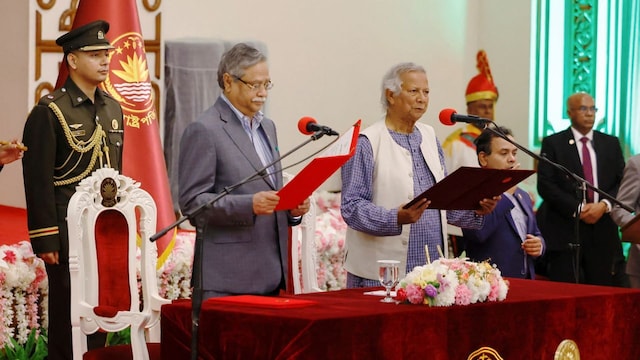 Bangladesh central bank restricts withdrawals from nine banks - CNBC TV18