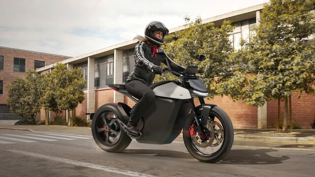 Ola Electric sells 25,000 units in Feb 2025, retains top spot in e2W ...