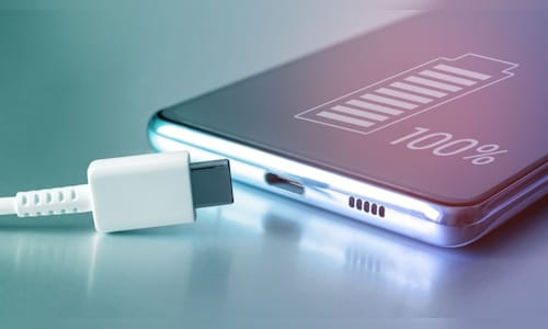 realme's 320W SuperSonic Charge can power phones to 100% in under 5 ...