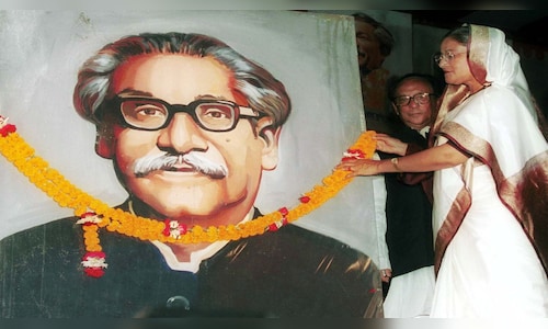 Protesters set fire to Bangladesh founder Sheikh Mujibur Rahman’s home ...