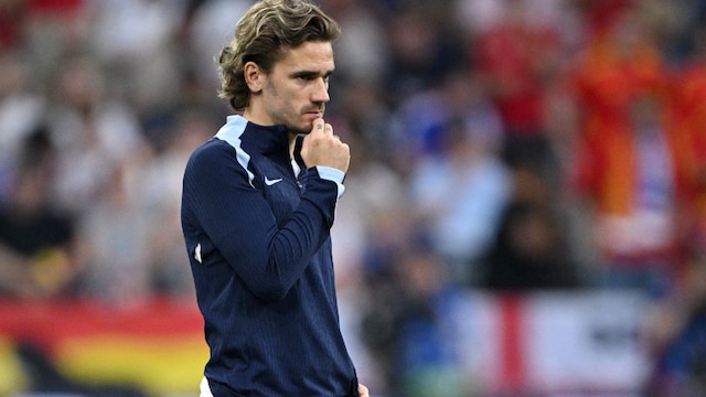 France's Antoine Griezmann announces shock retirement from ...