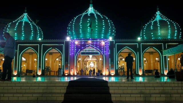 Eid-e-Milad holiday in Mumbai and suburbs shifted to September 8 - CNBC ...