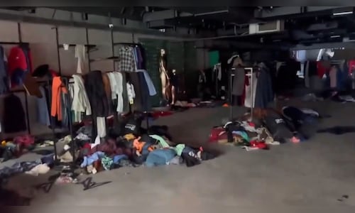Pakistan Dream Bazaar Mall: 'Biggest thrift store' vandalised, looted ...