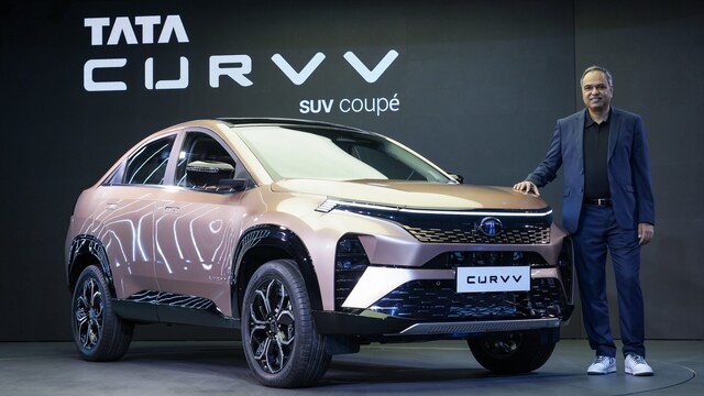 Tata Curvv ICE launched at ₹10 lakh; loaded with panoramic sunroof, 360 ...