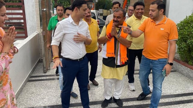 Bahu Assembly Election: 57% polling till 5 pm, BJP's Vikram Randhawa ...