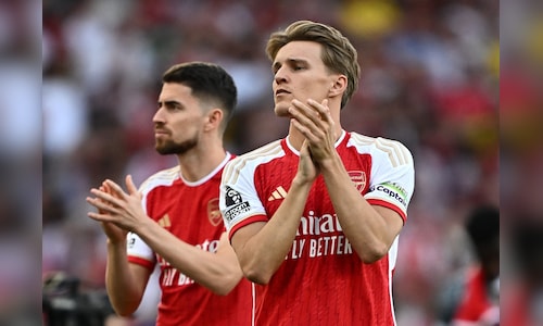 Arsenal captain Martin Odegaard set to return before international ...