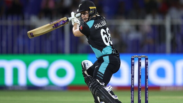 New Zealand spinners Carson and Kerr guide team to summit clash against ...