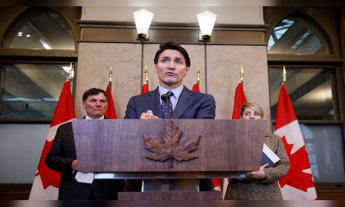 Canada PM Trudeau's own Liberal Party MPs asks him to step down before ...