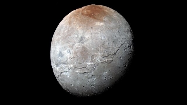 Webb telescope detects carbon dioxide on Pluto's largest moon Charon ...