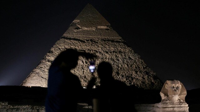 Pyramids in Egypt were constructed using ingenious hydraulic lift ...