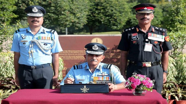 Air Marshal SP Dharkar assumes charge as Vice Chief of Air Staff - CNBC ...